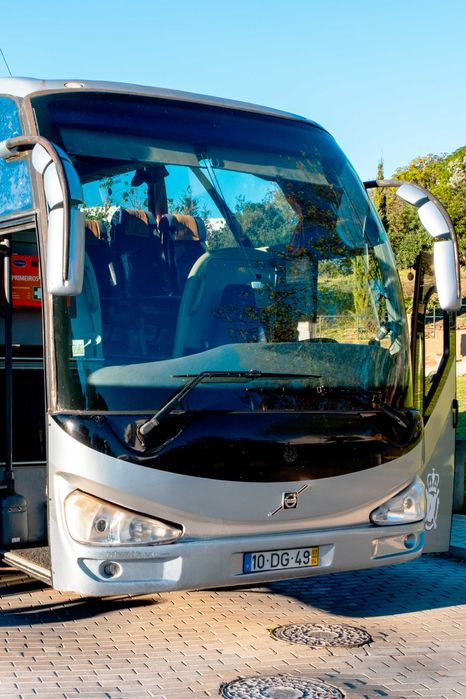 Autocarro Volvo 43 Lugares Alfragide • OLX.pt