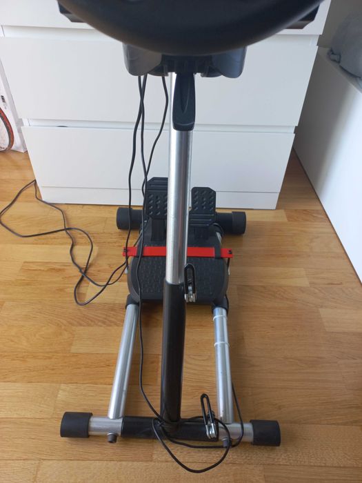 Kit Sim Racing: Thrustmaster T150 + pedais + suporte Wheel Stand Pro ...