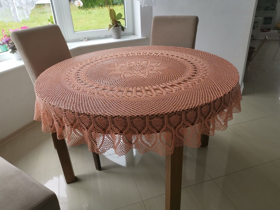 Obrus na szydełku okrągły Hopowo • OLX.pl