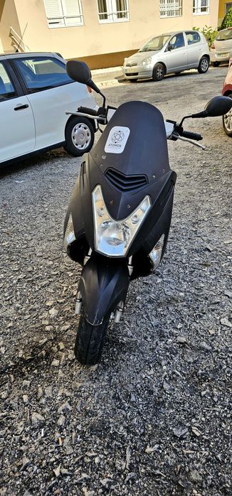 Moto zen 125 cc usada para vender logo Mafamude E Vilar Do Paraíso • OLX.pt