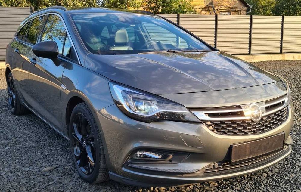 Opel Astra K Ultimate: 12 800 $ - Opel Київ на Olx