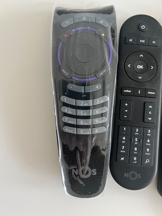 Comandos TV e Box Originais Sony, NOS, Vodafone Alcântara • OLX Portugal