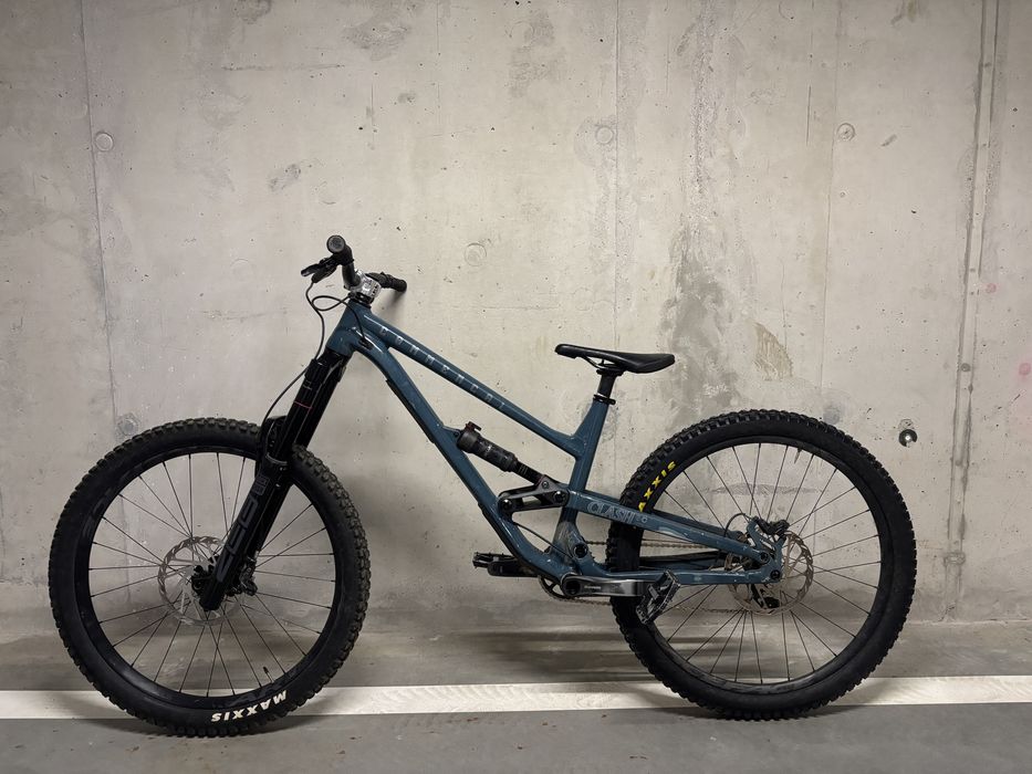 Commencal Clash Medium Team Aqua Blue Wrocław Krzyki • OLX.pl