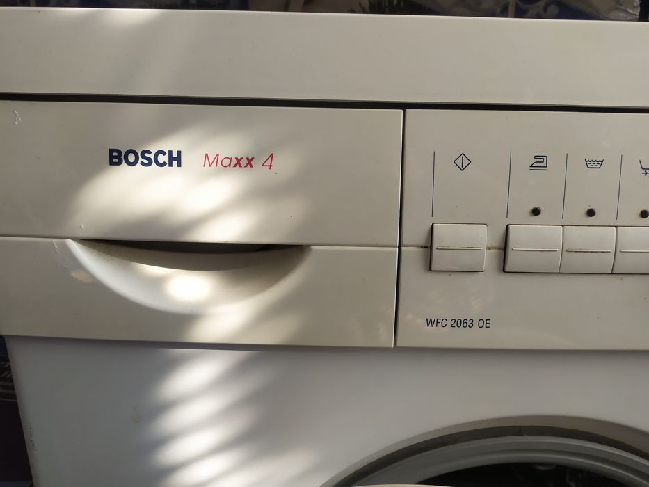 Продам пральну машину BOSCH maxx4: 5 500 грн. - Пральні машини Ромни на Olx