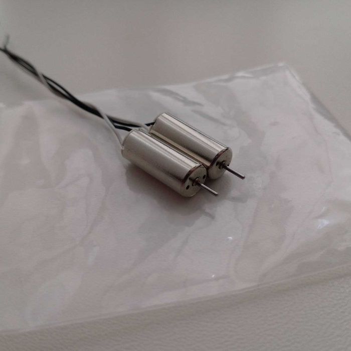 Запчасти, моторчики и пульт для дрона квадрокоптера е88, е58, е99: 127 ...