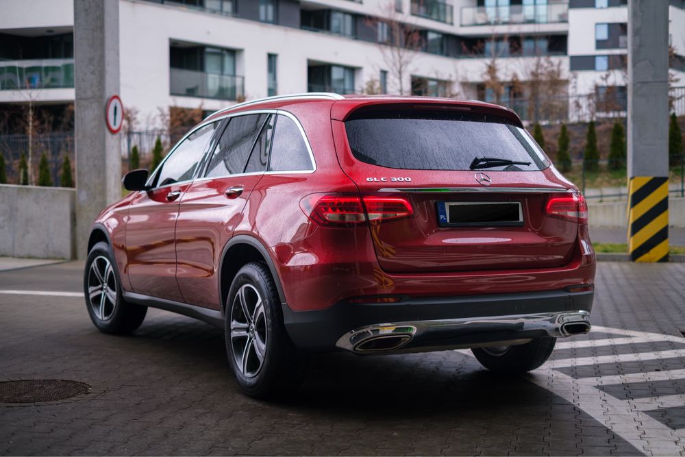 MERCEDES-BENZ-GLC.300-rok2018-2.0T-241KM Kraków Czyżyny • OLX.pl