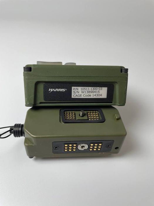Панель керування військовим радіо Harris Falcon II з адаптером: 3 999 ...