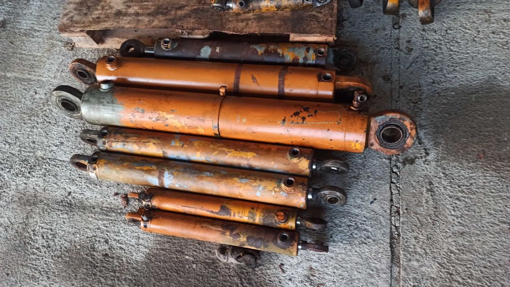 Siłownik Hydrauliczny Ciągnik Rolniczy Traktor Tur Koparka Ładowarka ...