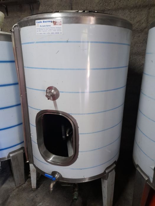 Cuba inox para vinho 550 lt Santa Clara E Castelo Viegas • OLX Portugal