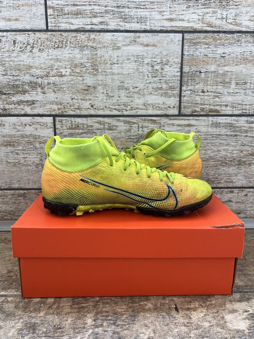 Футбольные сороконожки Nike mercurial!: 1 200 грн. - Футбол Киев на Olx