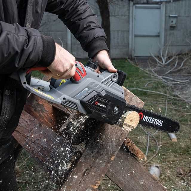 Пила цепная электрическая 2400 Вт, шина 40 см. INTERTOOL DT-2201. Нова: 2 399 грн. - Садовий ...