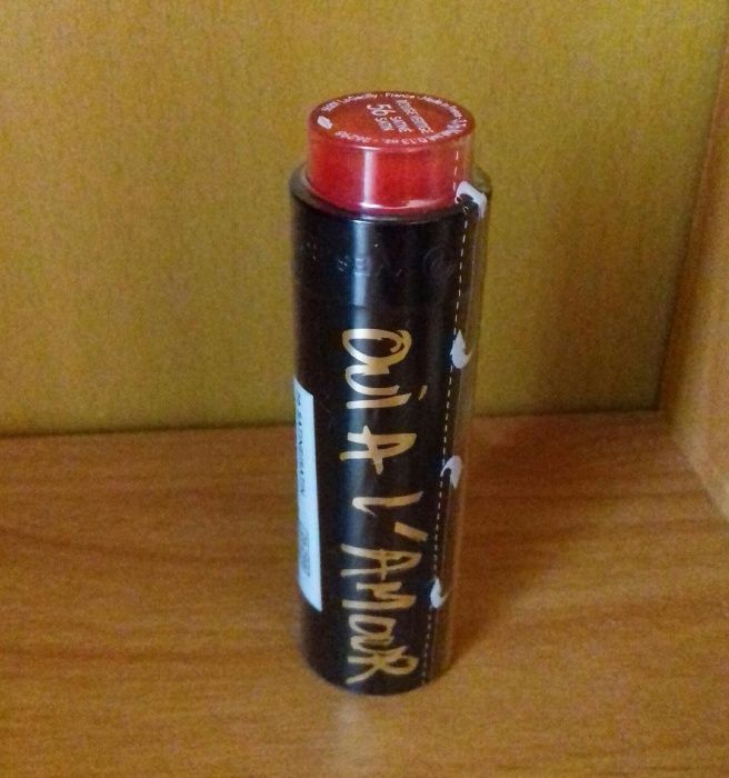 Pomadka czerwona Oui a l'Amour Yves Rocher Nowa - idealna na prezent ...