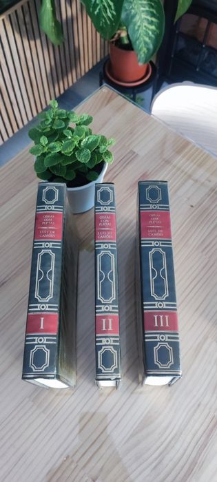 Obras completas Luís de Camões Queluz E Belas • OLX.pt