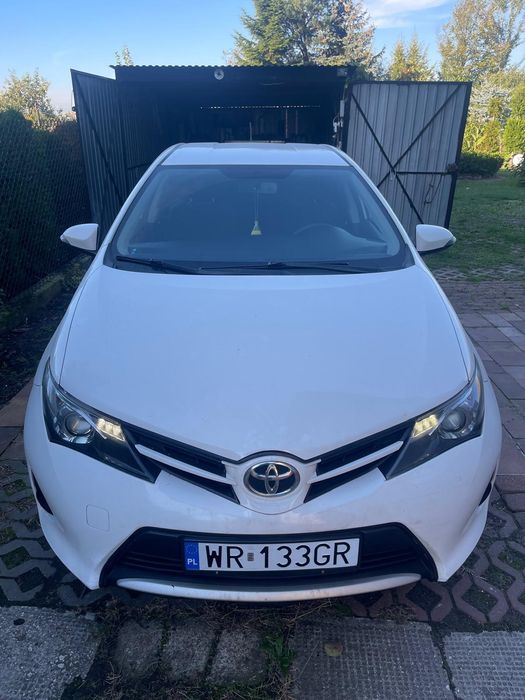 Sprzedam Toyotę Auris Radom • OLX.pl