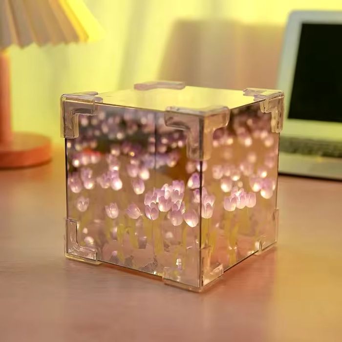 Нічник світильник тюльпани в прозорому дзеркальному кубі 499 грн Освітлення Луцьк на Olx