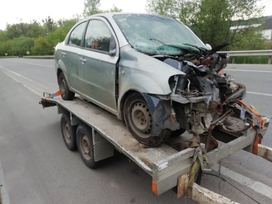 Задняя часть Зад жопа Шевроле Авео