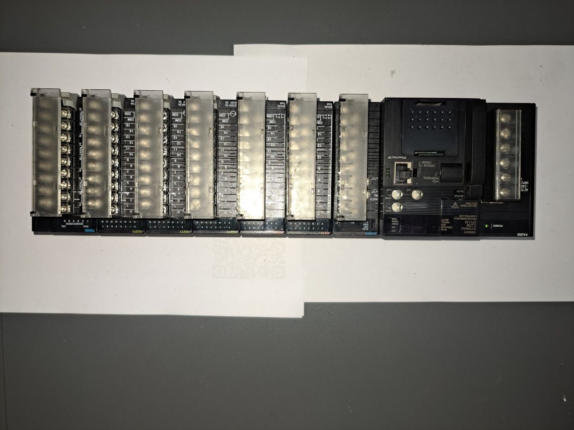Omron CJ2M CPU32 + Omron CJ1M CPU12 + HMI Omron NB7W-TW01B Pousada de ... Omron CJ2M CPU32 + Omron CJ1M CPU12 + HMI Omron NB7W-TW01B Pousada de ...