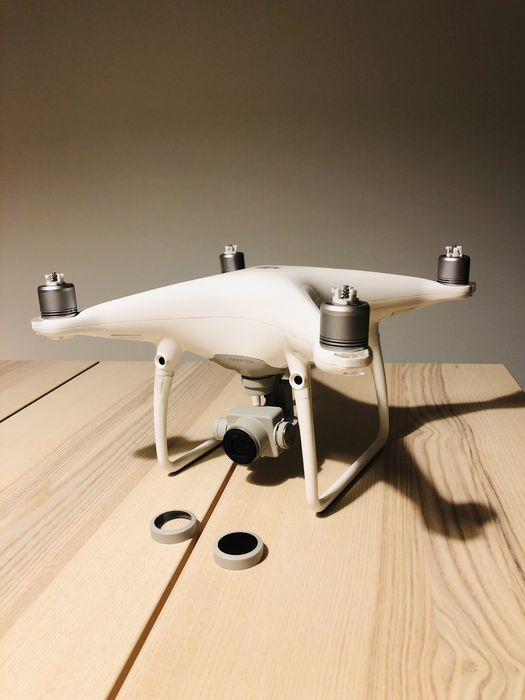 Drone DJI phantom 4 pro + extas Glória E Vera Cruz • OLX.pt