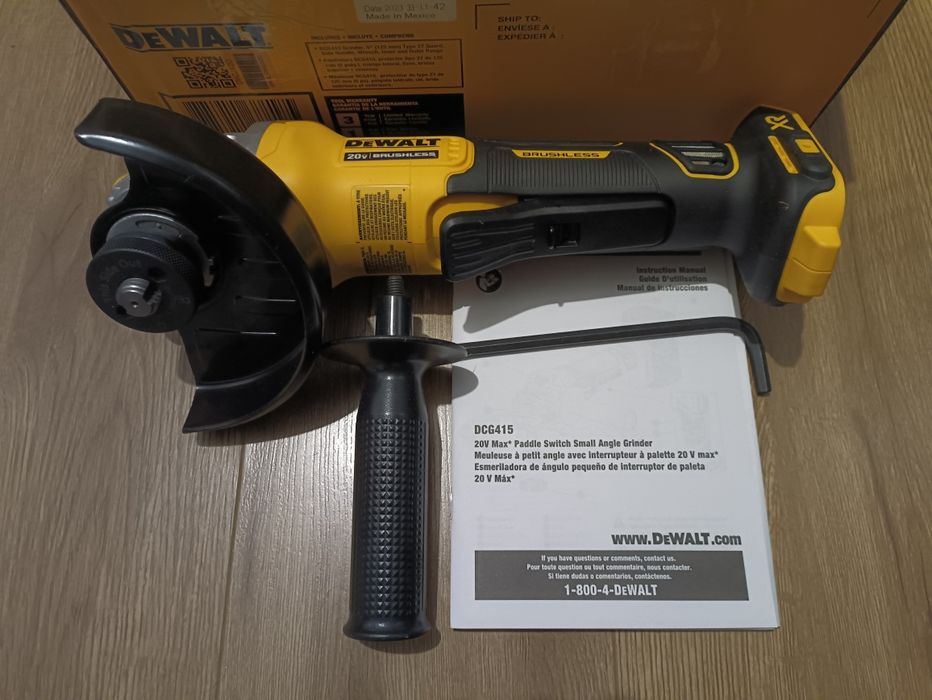 DeWalt DCG415 20V MAX Brushless Power detect Angle Grinder: 6 450 грн. - Електроінструмент ...
