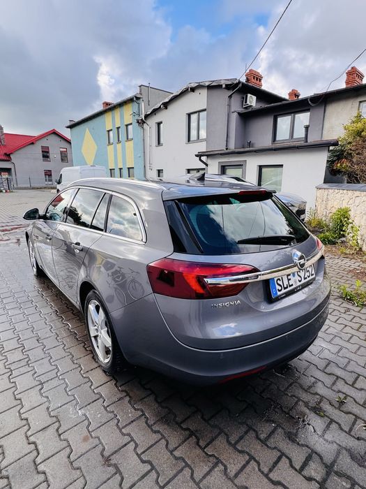 Opel Insignia 146 tys przebieg! Tychy • OLX.pl