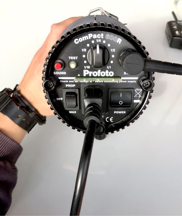Flash / Monolight PROFOTO Compact 600 R Parque das Nações • OLX.pt