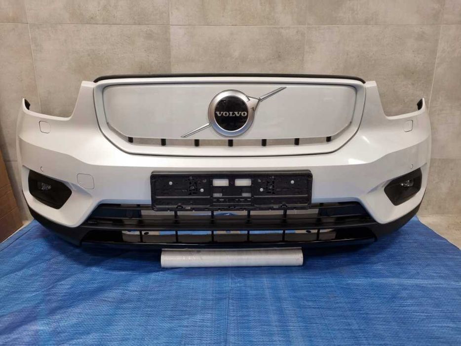 Бампер передний перед Volvo XC40 Elektryk разборка: 450 $ - Бампери ...