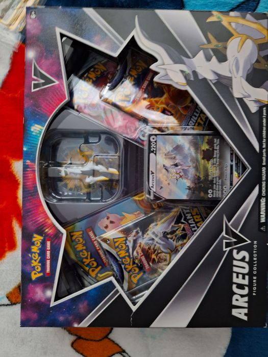 Pokemon TCG: Arceus V Figure Collection Gilów • OLX.pl