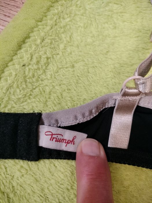 Biustonosz damski Triumph Niemierzewo • OLX.pl