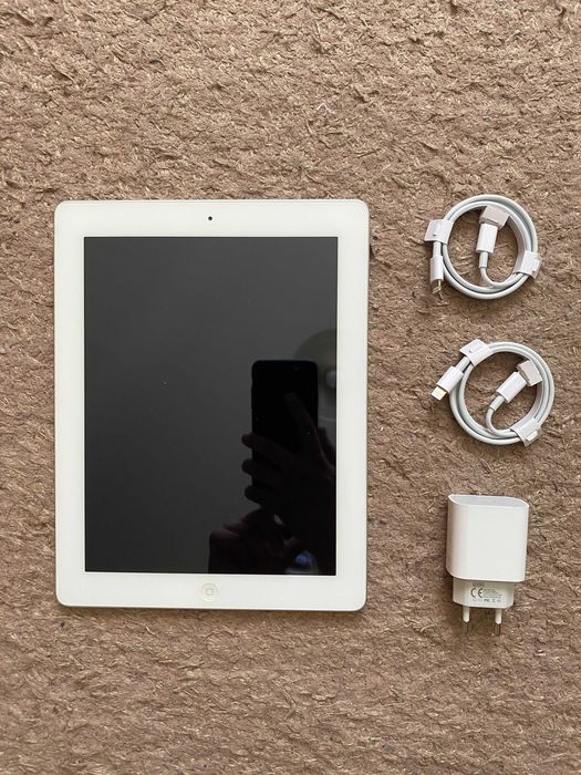 Apple iPad 4th Generation 16GB White: 1 299 грн. - Планшетні комп'ютери ...
