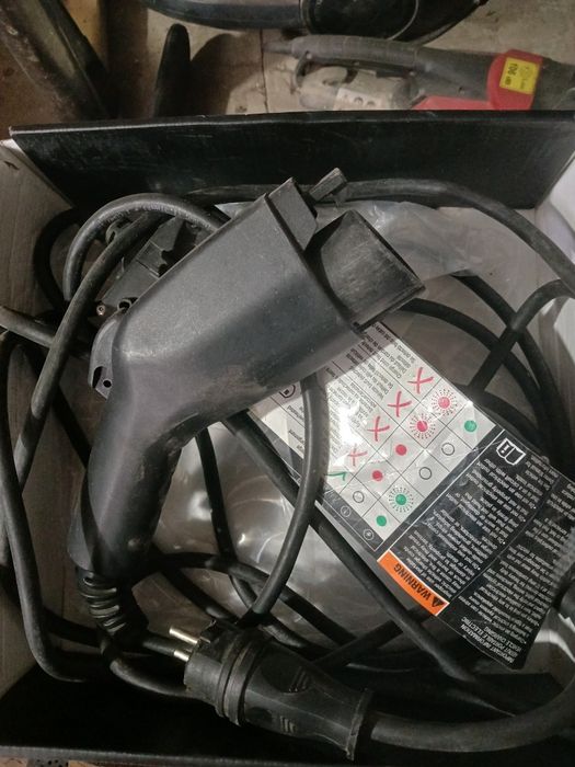 Зарядное type 1 nissan leaf kia soul volt focus taysla електро зарядк ...