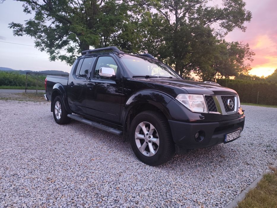Nissan Navara 2.5dci, bogate wyposażenie, fv 23% Wiązów • OLX.pl