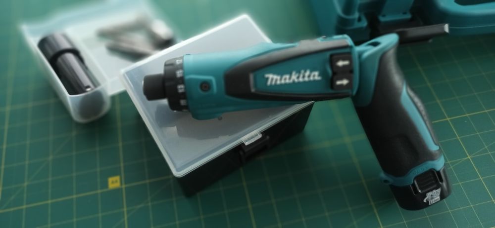 Акумуляторний шуруповерт Makita DF012DSE: 7 555 грн ...