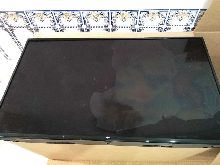 TV LG 55 para peças Torres Vedras • OLX Portugal