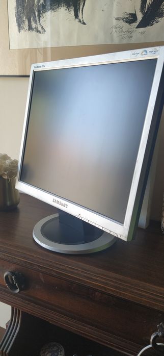 Monitor Samsung 17 polegadas. Ermesinde • OLX Portugal