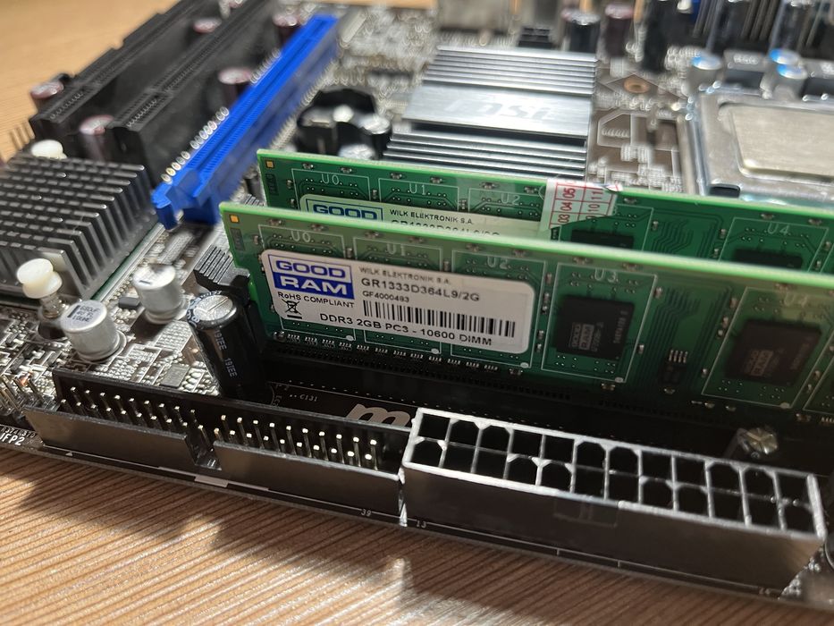 Материнская плата MSI MS - 7592 G41M-P28 + процессор Intel Pentium 4: 1 000 грн. - Комплектующие ...