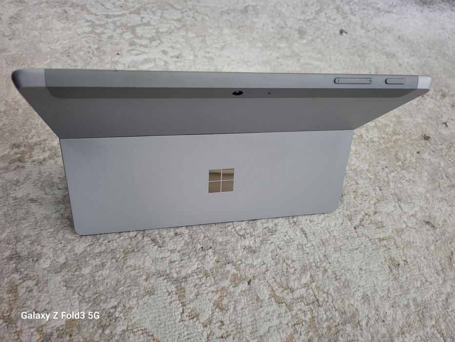 Microsoft surface Go2 pentium 4425y: 5 500 грн. - Планшетні комп'ютери Львів на Olx