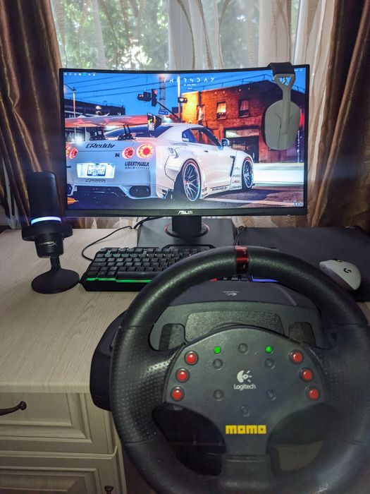 Игровой Руль Logitech MOMO Racing: 2 199 грн. - Аксесуари Ізмаїл на Olx