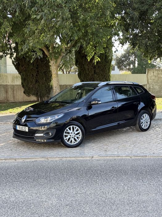 Renault Mégane 1.5 dCi Sport Tourer Auto – 110cv | Económica | São ...