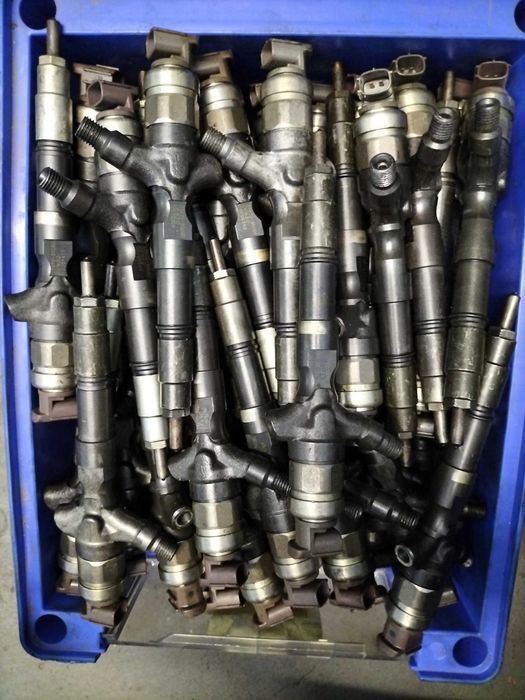 Форсунки паливні VAG Audi VW Skoda Seat: 100 $ - Розпилювачі та паливні ...