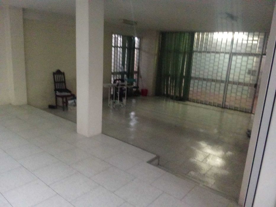 ARRENDAMENTO loja - Porto centro com tresspasse Cedofeita, Santo ...