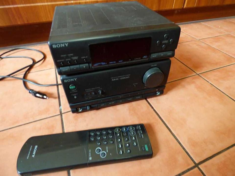 Wieża SONY MHC-2800 +pilot ,tuner radiowy plus wzmacniacz. Płock • OLX.pl