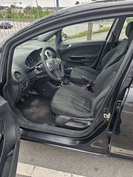 Opel corsa 1.2 gasolina Viseu • OLX.pt