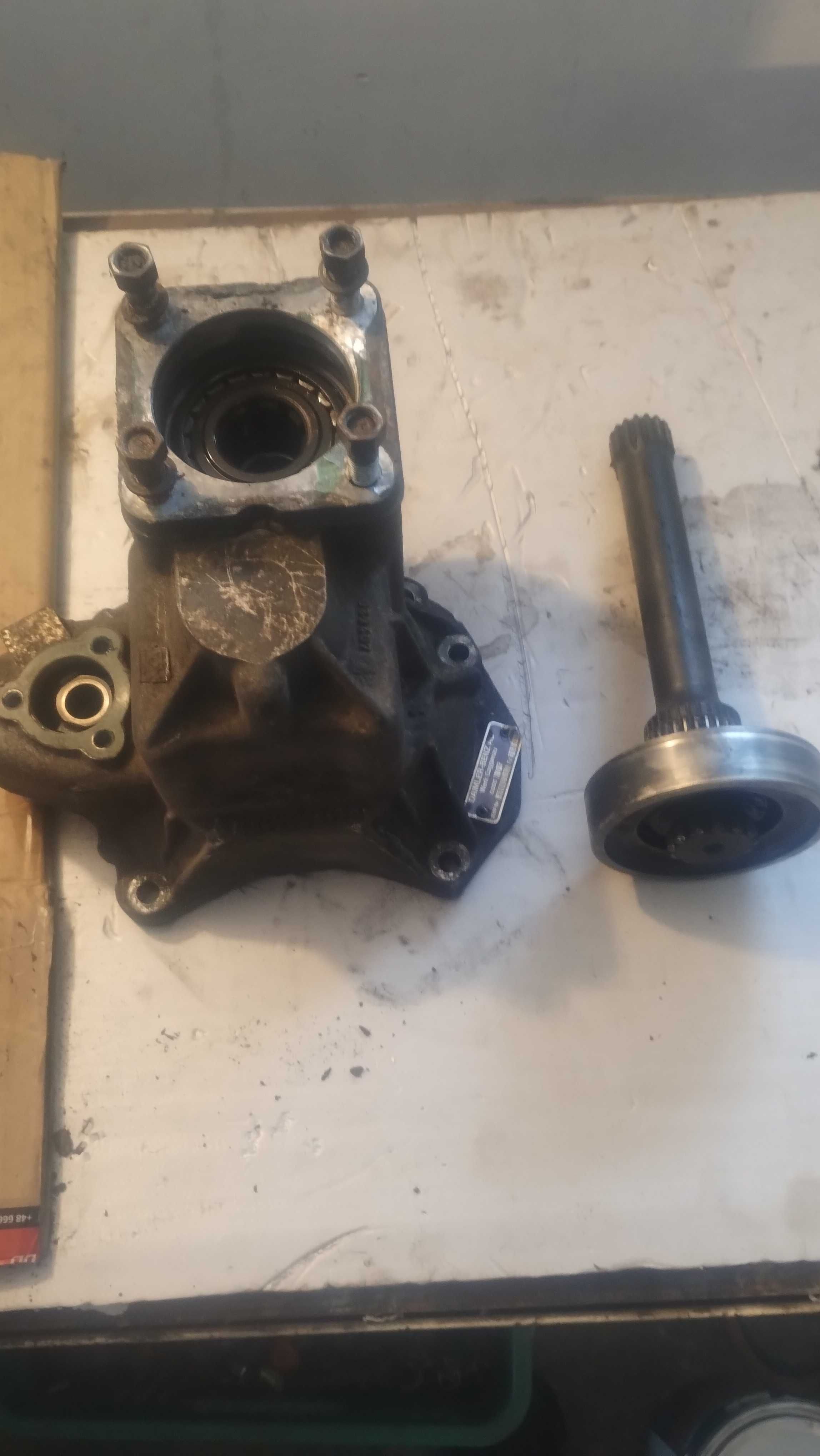Przystawka odbioru mocy Mercedes Actros mp1 mp2 PTO wałek skrzyni Sucha ... Przystawka odbioru mocy Mercedes Actros mp1 mp2 PTO wałek skrzyni Sucha ...