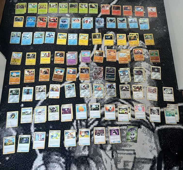 Karty pokemon (92 karty) Szczecin Majowe • OLX.pl