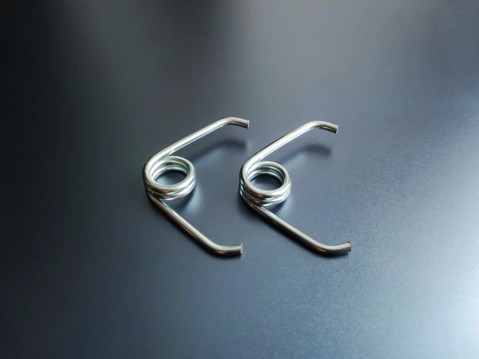 Sprężyna pedałów Thrustmaster T150 T300 T80 TMX (gazowa) Grybów • OLX.pl