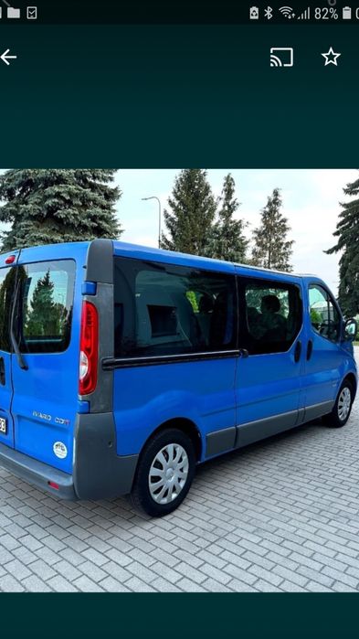 Bus 9-osobowy Opel Vivaro Autolaweta Świecie • OLX.pl