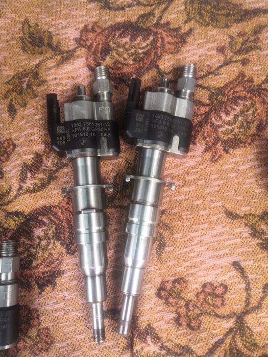 Топливные форсунки BMW ОЕМ: 13537585261-12: 3 500 грн. - Распылители и ...