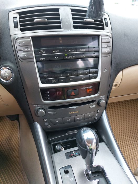 Lexus is 250 2007: 7 300 $ - Lexus Київ на Olx