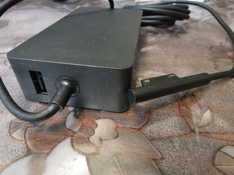 Зарядка до Microsoft surface model 1625: 900 грн. - Зарядні пристрої та ...