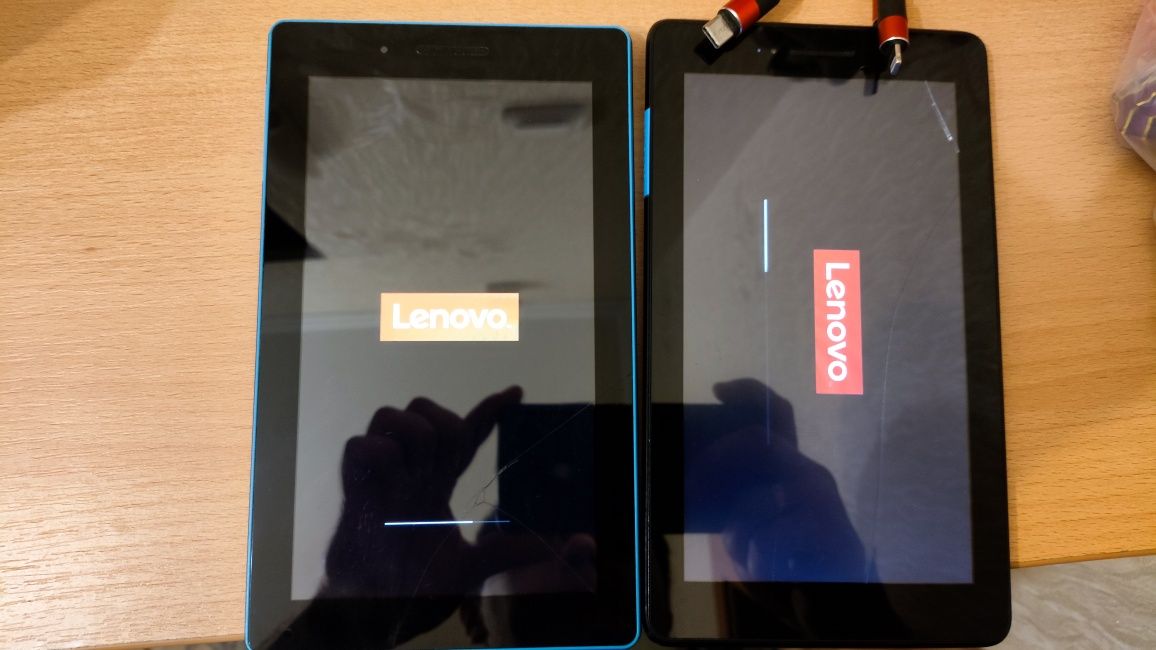 Продам 2 планшета Lenovo tab: 700 грн. - Планшетные компьютеры Киев на Olx